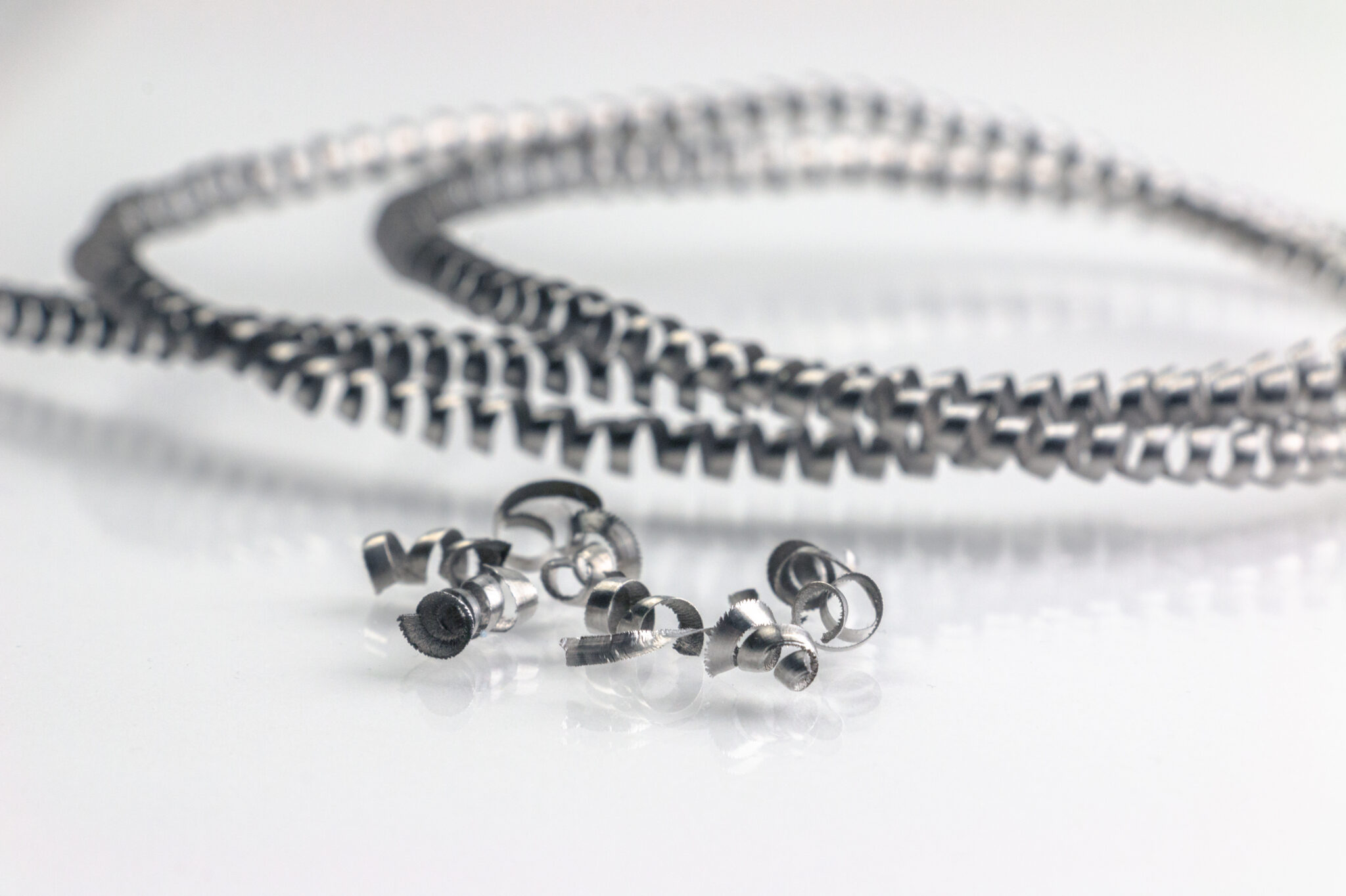 VibroCut Oscillation-assisted turning